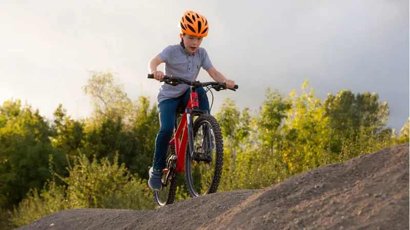 Forme Curbar 3 26inch wheel Kids Trail Mountain Bike in Red